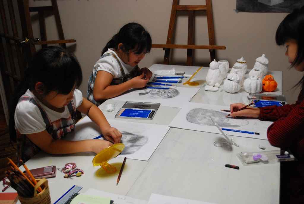 絵画専門クラス アトリエ＊ロコ＊相模原市緑区広田絵画教室造形教室無料体験